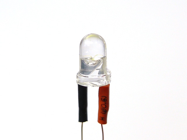 3mm白色LED ワイヤ付 OSW53131A-1MA-W25: オプトエレクトロニクス 秋月電子通商-電子部品・ネット通販